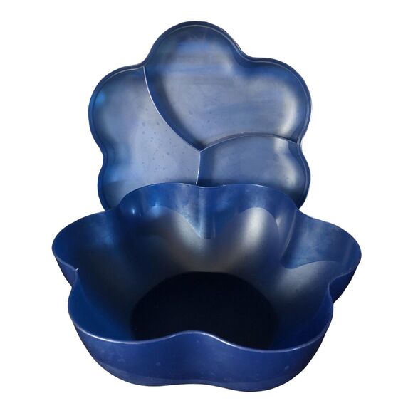 Tupperware | Kitchen | Blue 2pc Tupperware Large Chip Ultimate Party ...